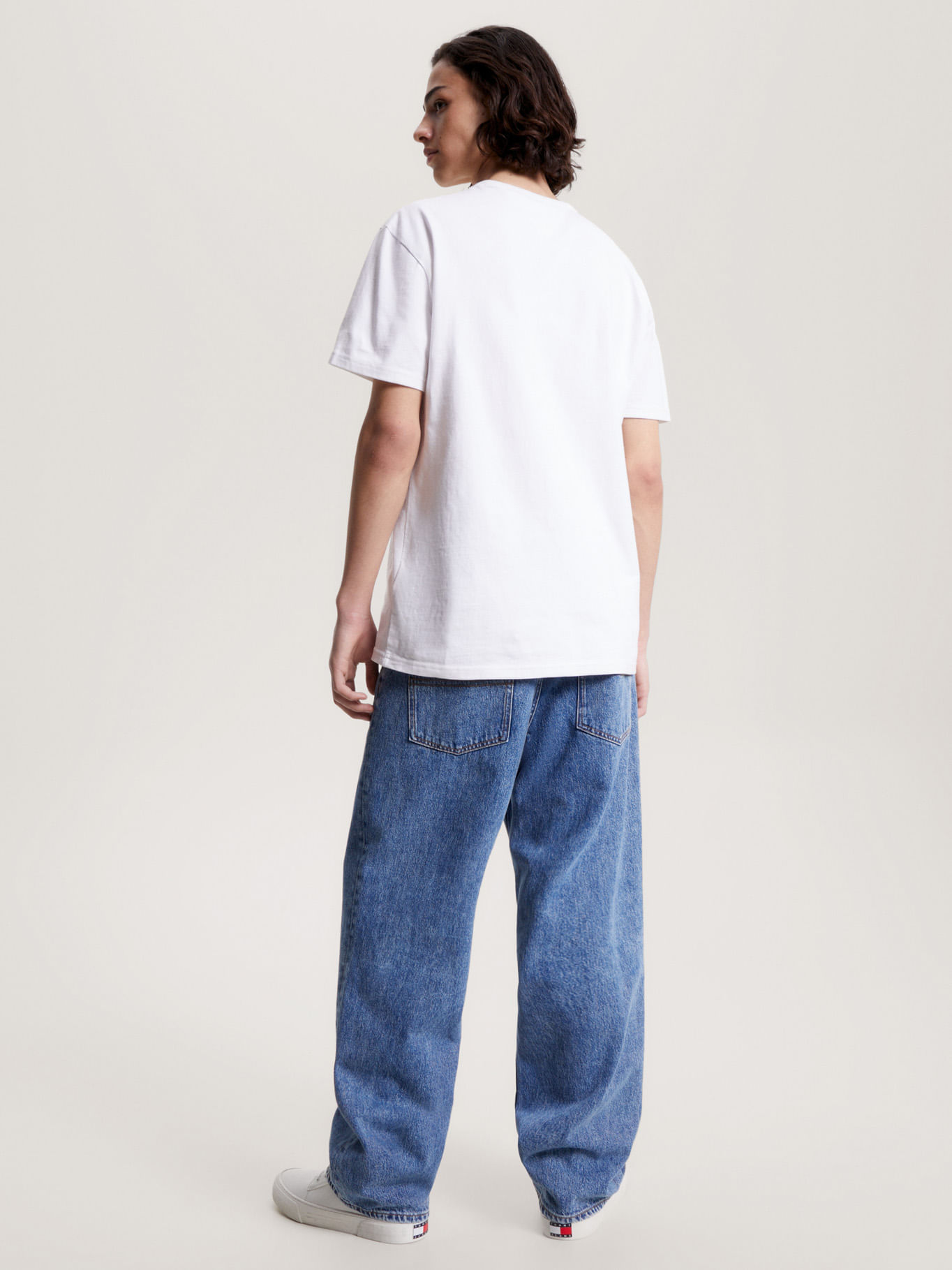 Playera de corte clásico con parche