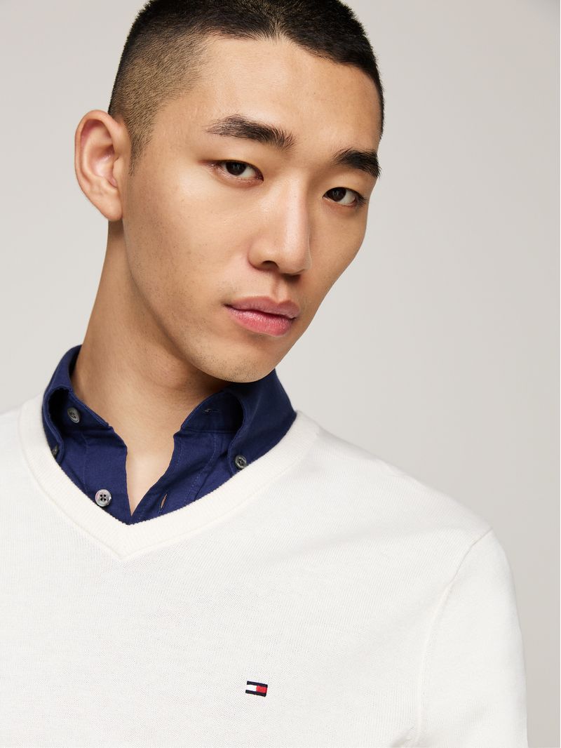 Suéter essential de cuello v