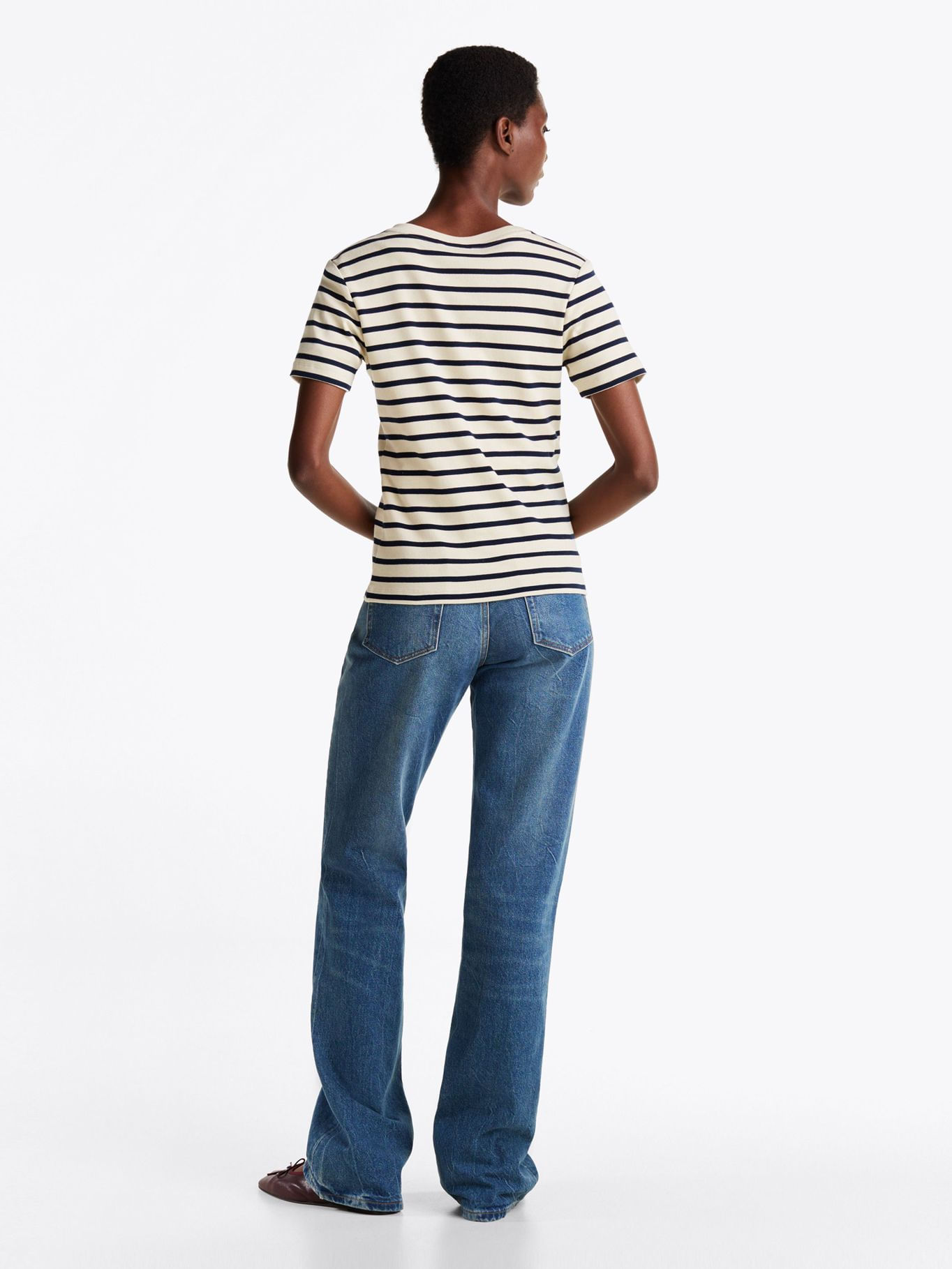 Playera de rayas con cuello en V - Tommy Hilfiger