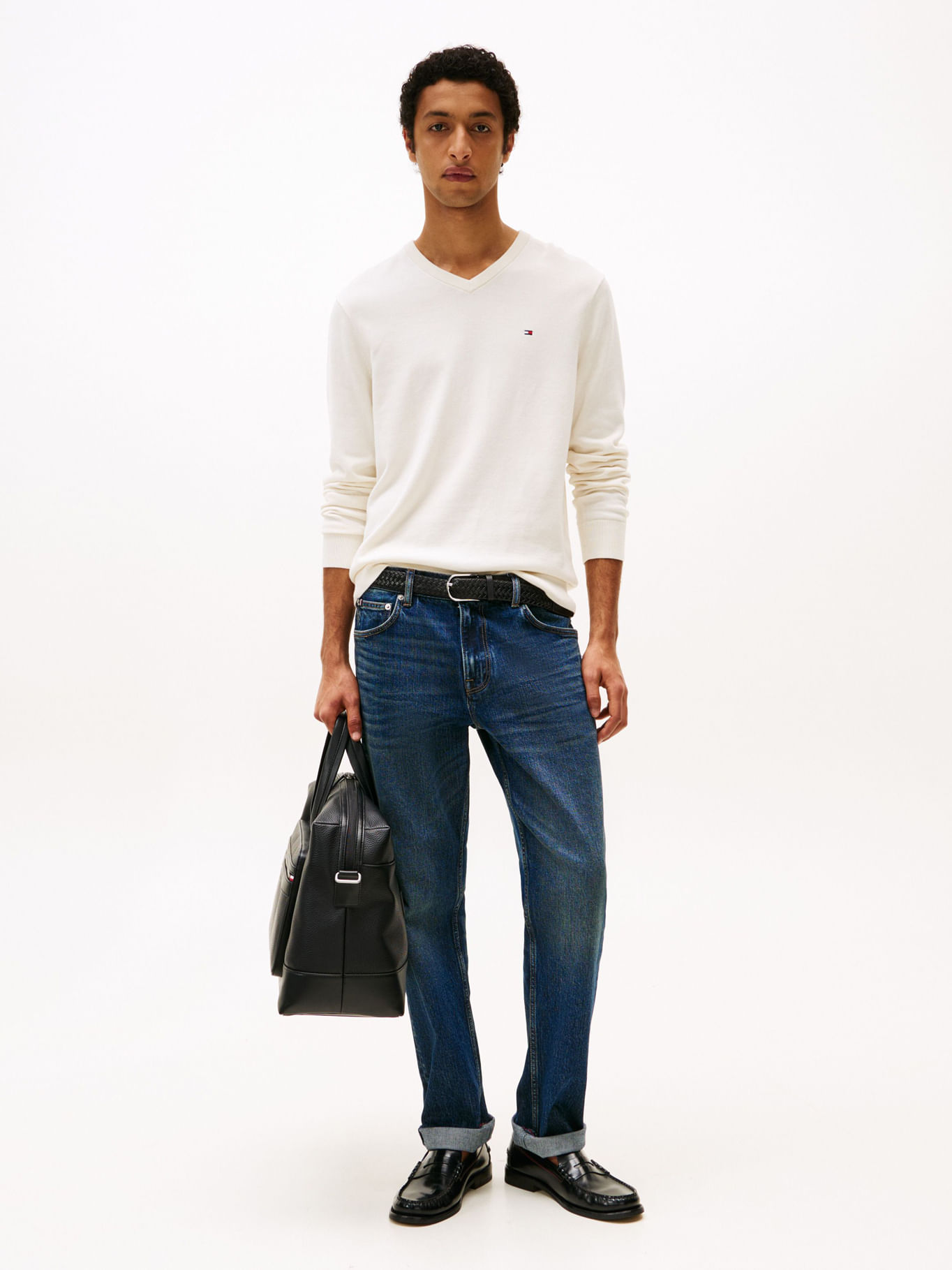 Suéter essential de cuello v