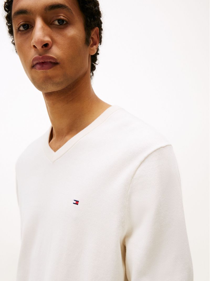 Suéter essential de cuello v