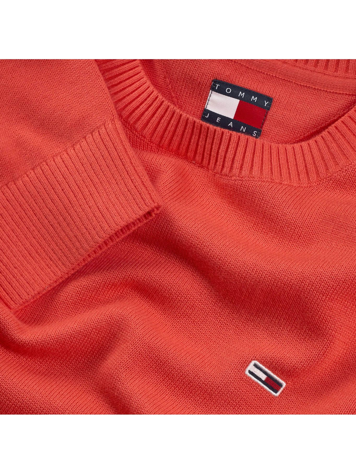 Suéter Essential de corte slim con parche - Tommy Hilfiger